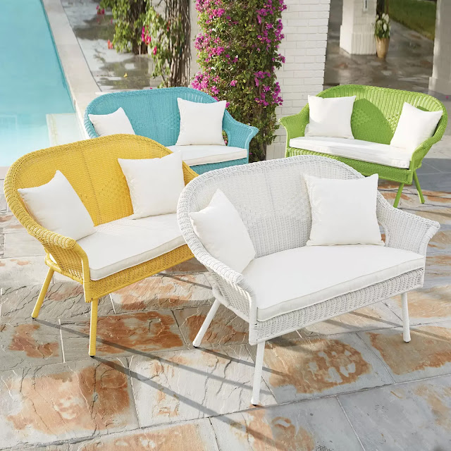 Eye For Design: Decorate With Colorful Wicker Furniture