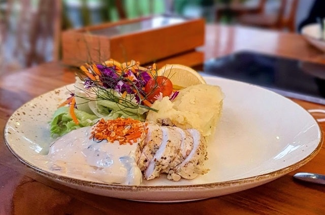 Lokasi dan Harga Menu Pengilon Cafe Jogja Sleman - Info lokasi terhits