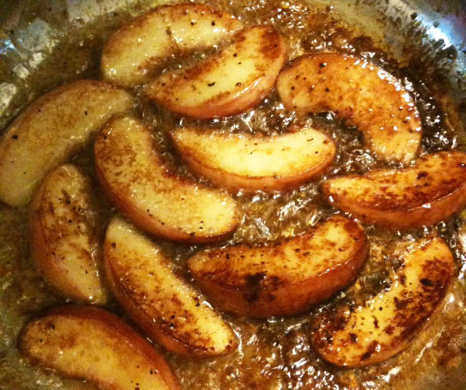 danielle hatfield: Brunch: Southern Sunday Fried Peaches