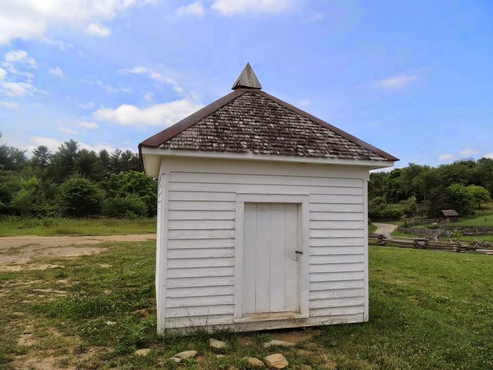 The Carolina Backcountry: Provisions & Sundries: Colonial Smoked Hams