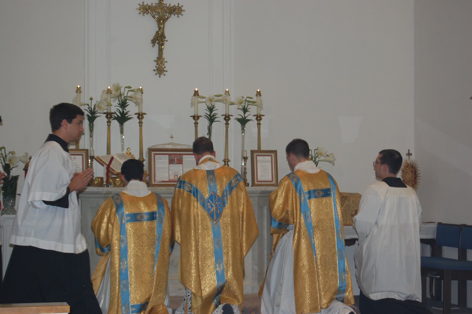 A Priest Life ((((,,)))): Benedict Corpus Christi 2012