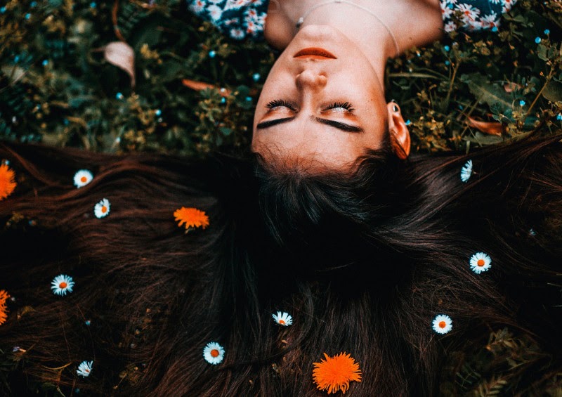 Analysis of A Slumber Did My Spirit Seal by William Wordsworth