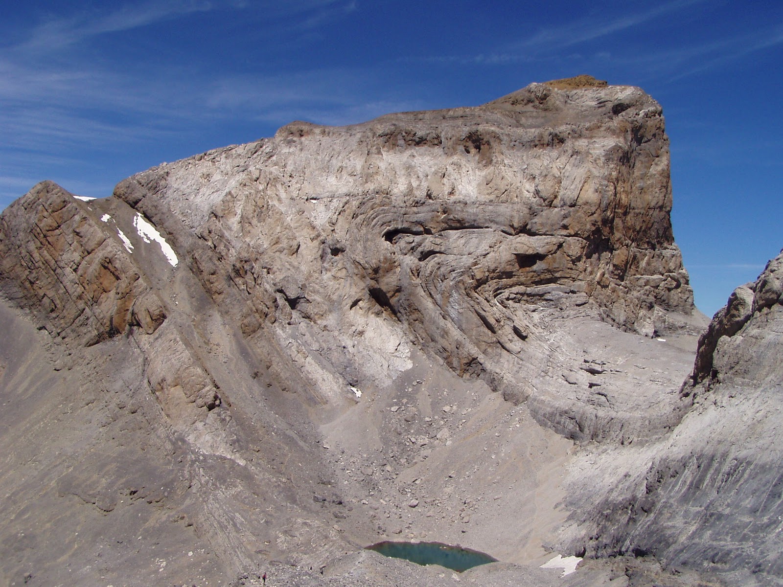 Les Pyrénées: Photos, randonnées, paysages et rencontres: Le Mont Perdu ...