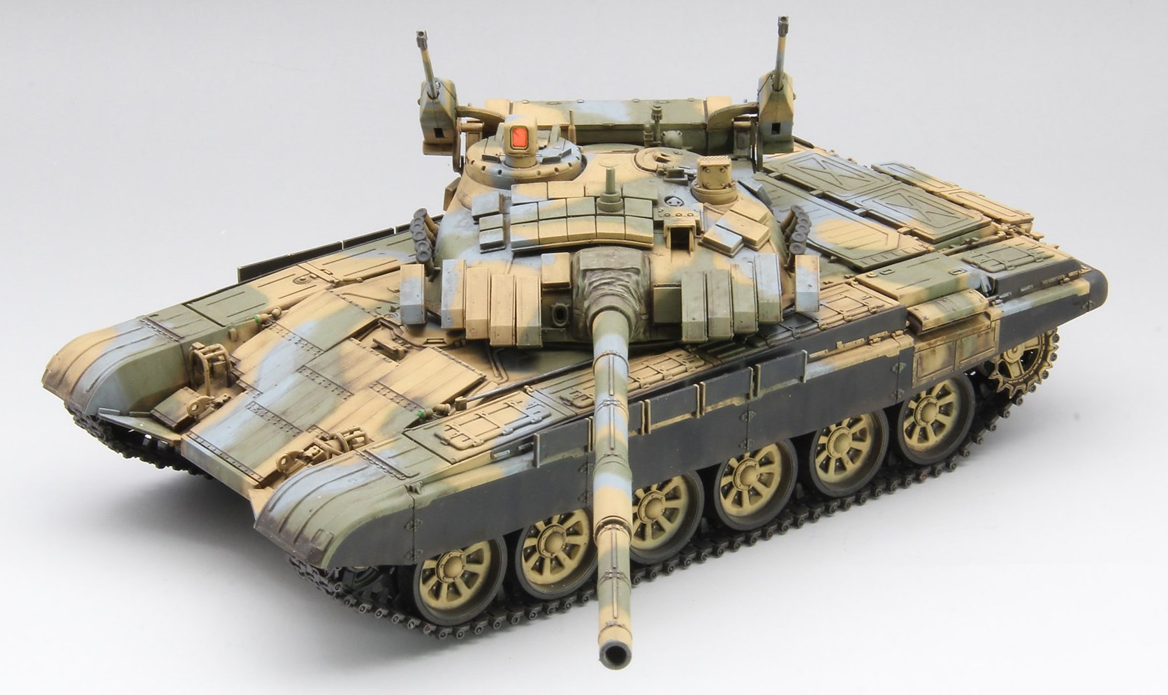 The Modelling News: Preview: Amusing Hobby's new 1/35th scale T-72M2 ...