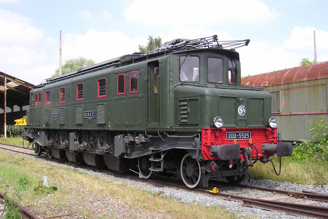 LA PASSION DU TRAIN: 2D2 5500 en archives