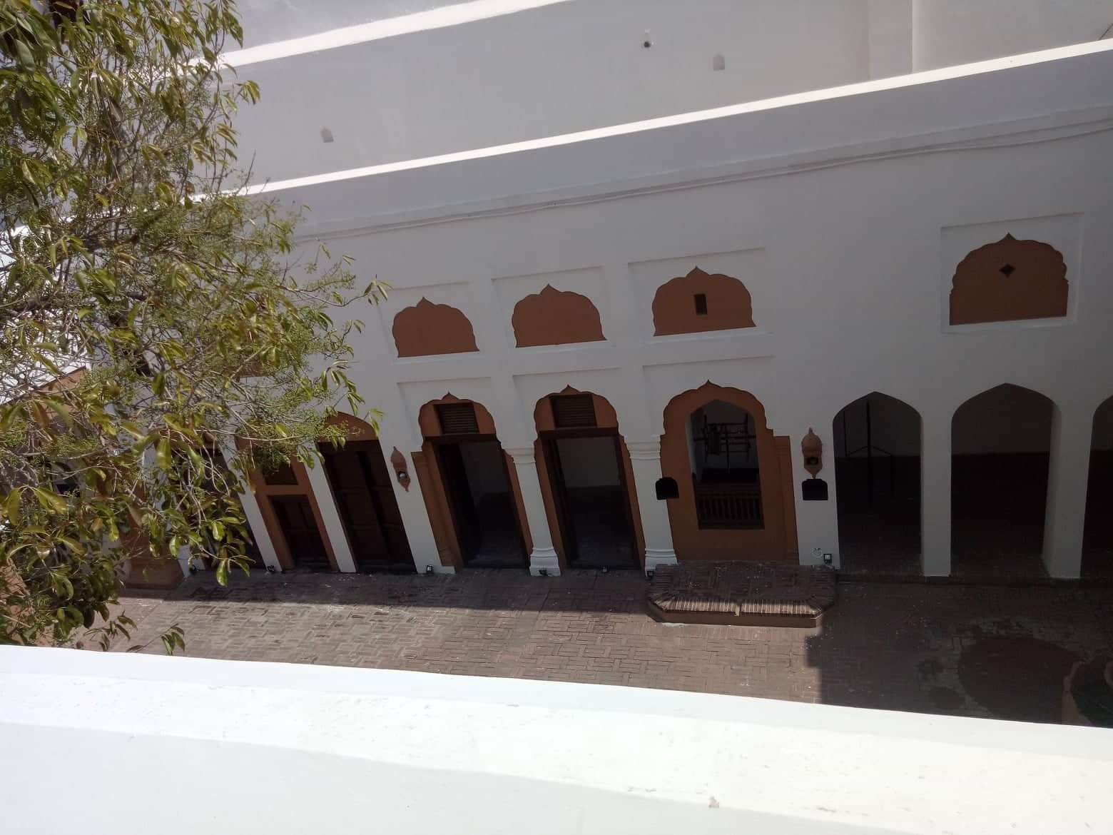 The History Of Sub-Continent Through Commemorative Stones: Imam Bargah ...