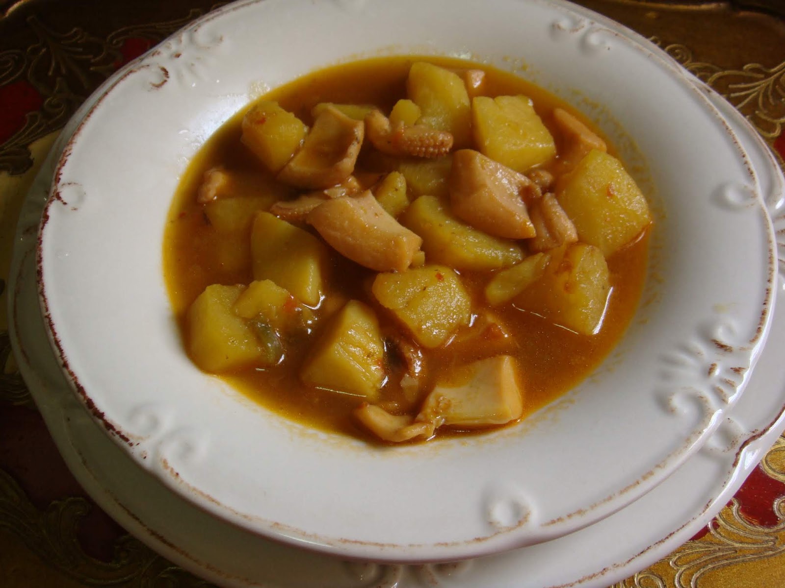 Sopita de la olla: Papas con choco (guisillo de verano)