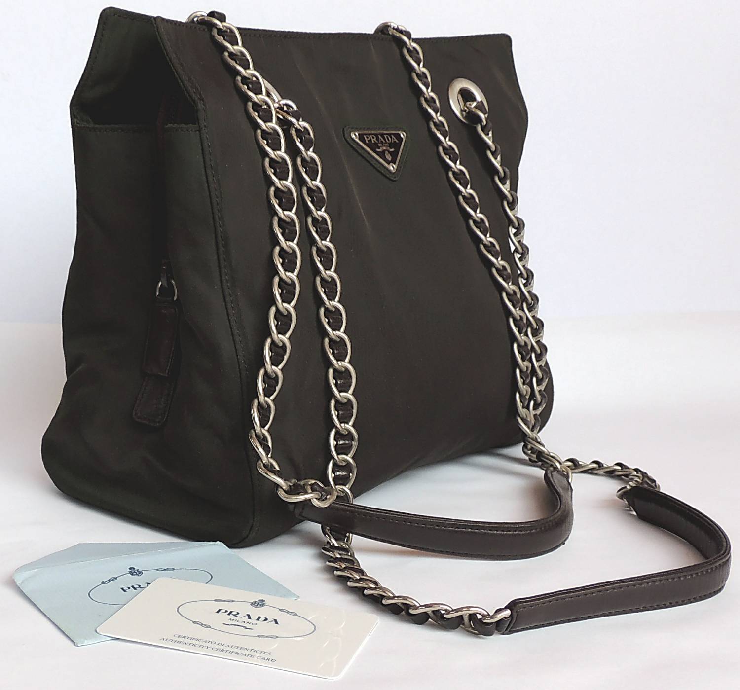 Janji Laku: Authentic PRADA Chain Shoulder Bag