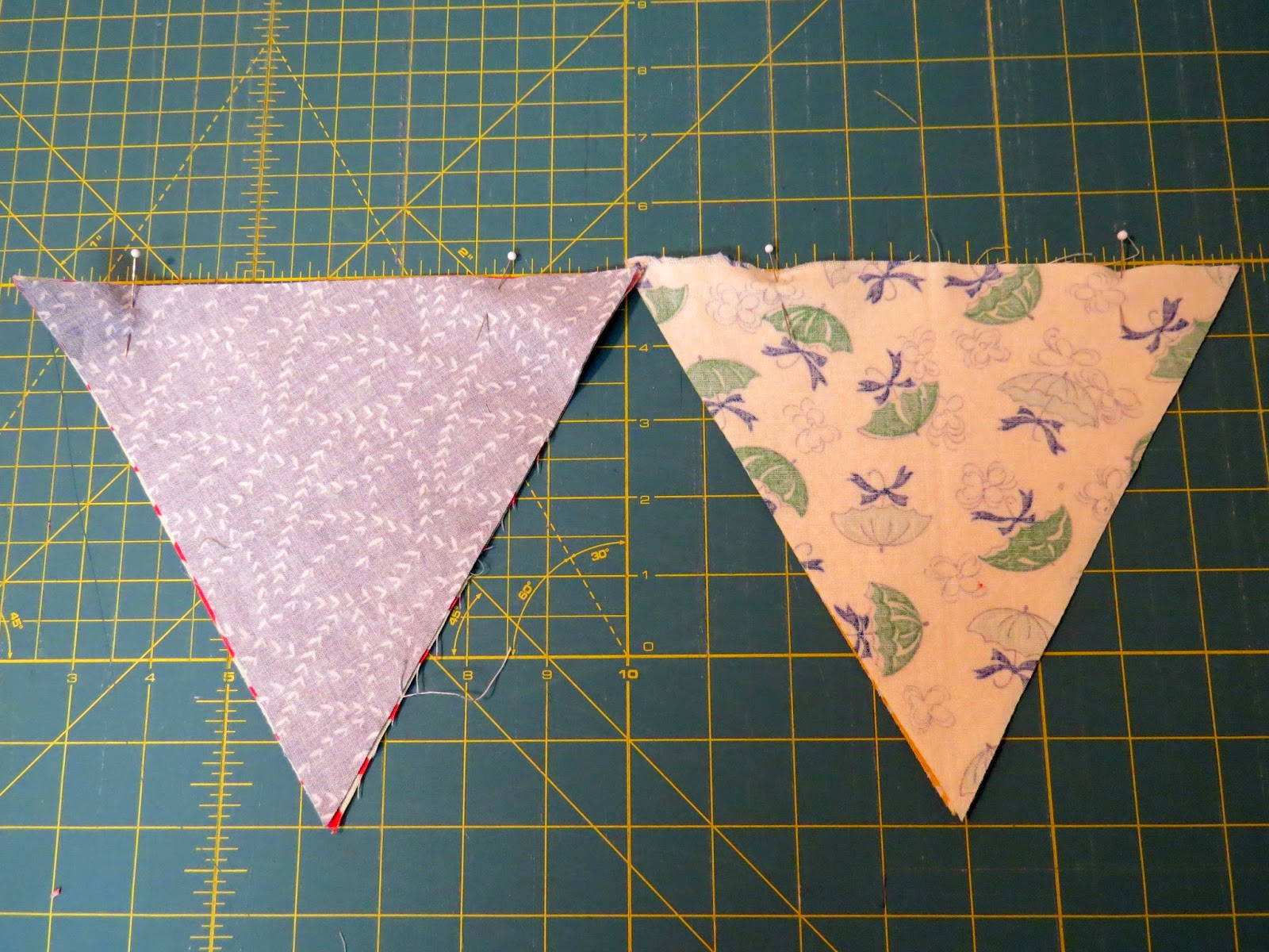 12squared: 60 Degree Triangle Quilt Tutorial