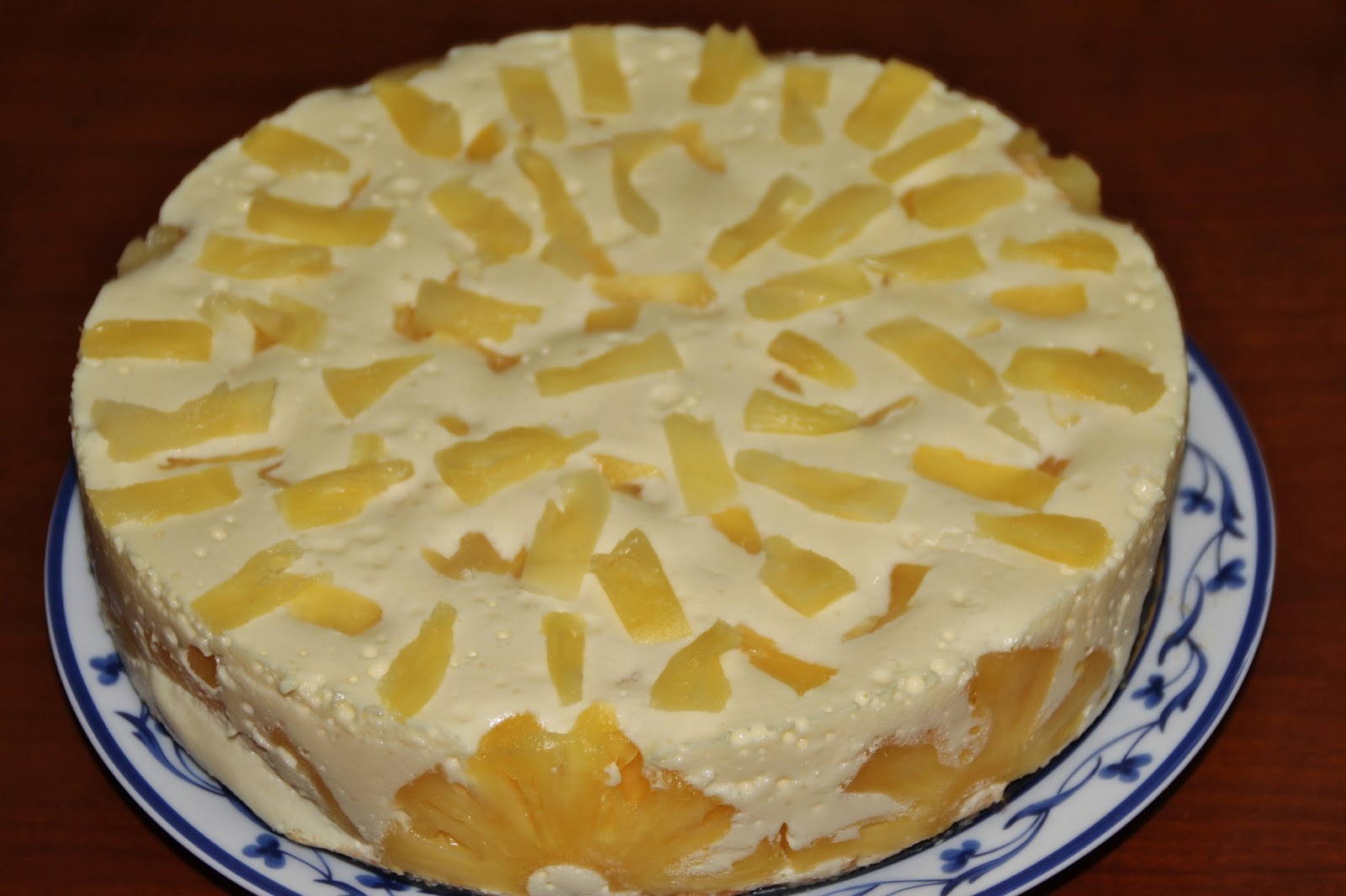 Bavaroise de ananás com leite evaporado