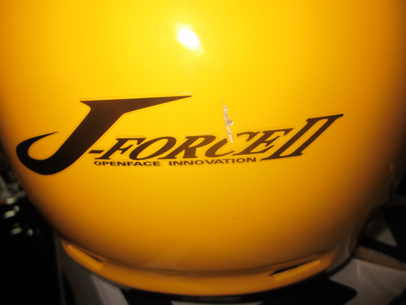Fahmy Hattan.Rare: Shoei JForce II kuning Diraja
