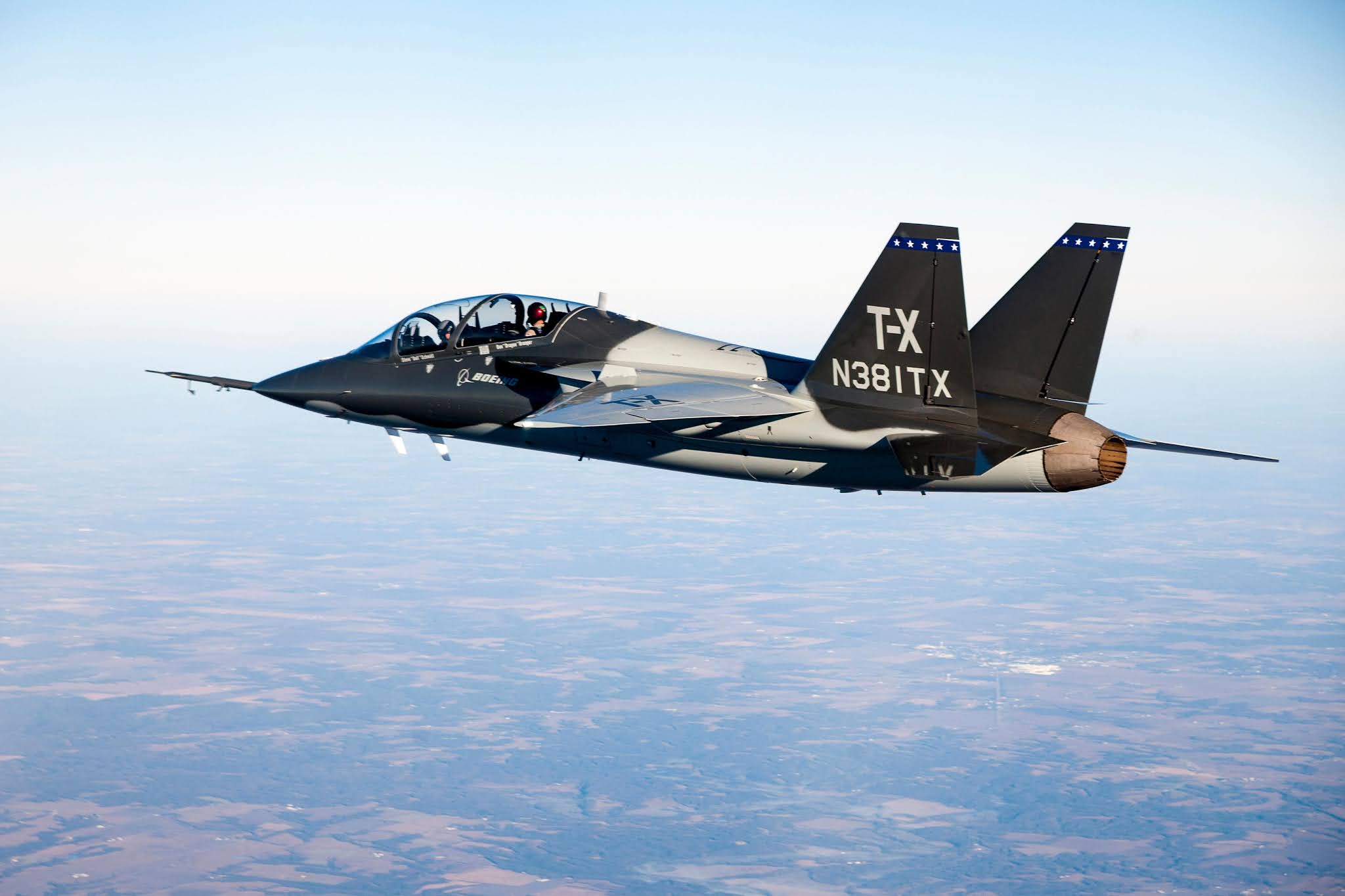 AAG_th บันทึกประจำวัน: เซอร์เบียแสดงความสนใจเครื่องบินฝึกไอพ่น T-7A Red ...