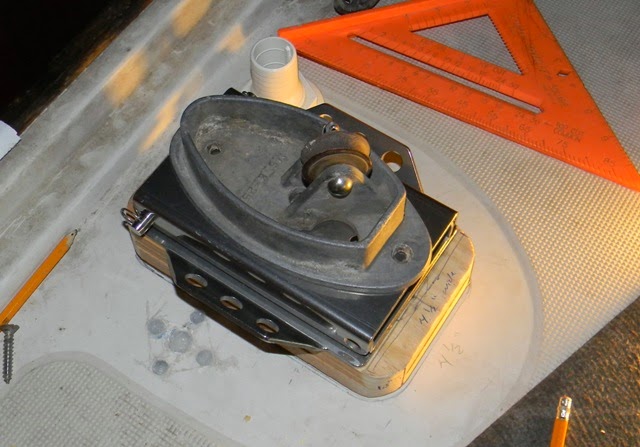 Ericson 25, Oystercatcher: Spars, Mast Hinge, Part 3: Construction of ...