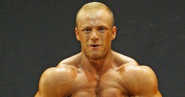 world bodybuilders pictures: united kingdom muscles man Drew Walker