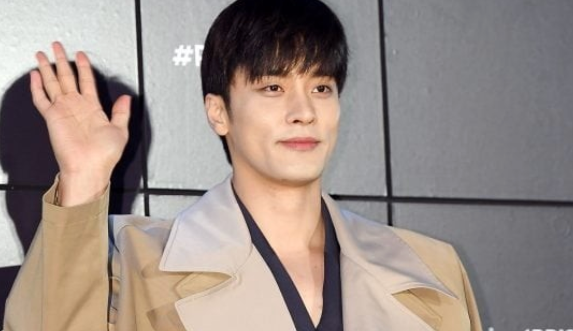 Actor Sung Hoon was reportedly drunk when he fell asleep on broadcast ...