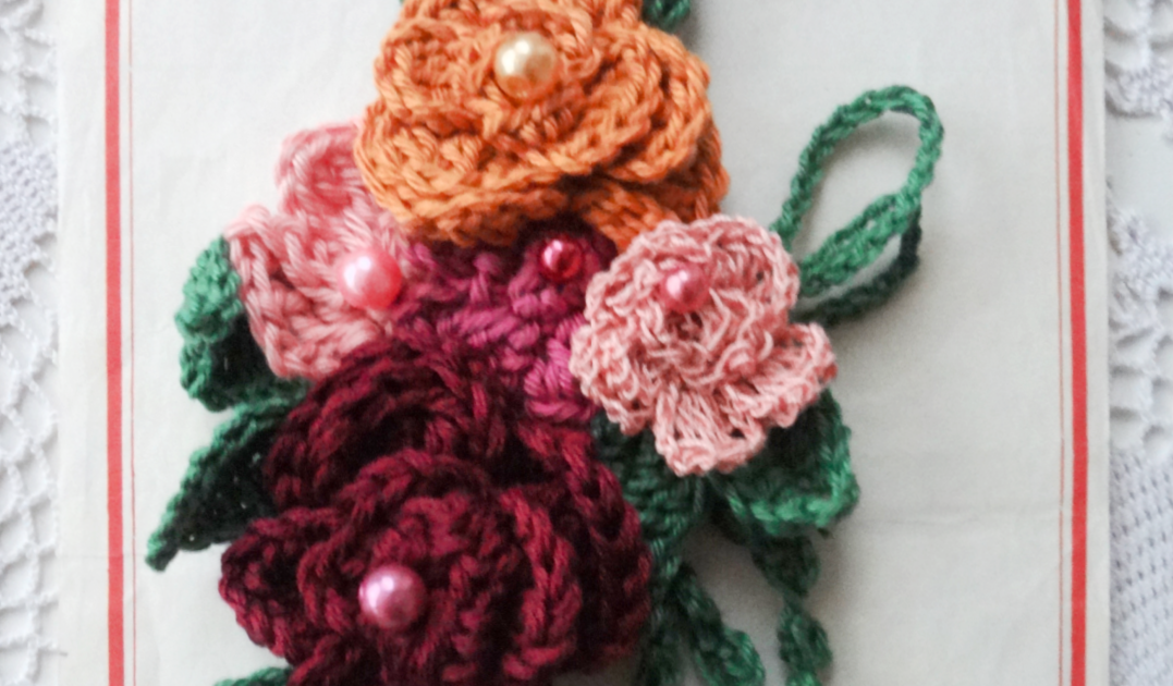 Little Treasures: Crochet Rose Brooch - free pattern