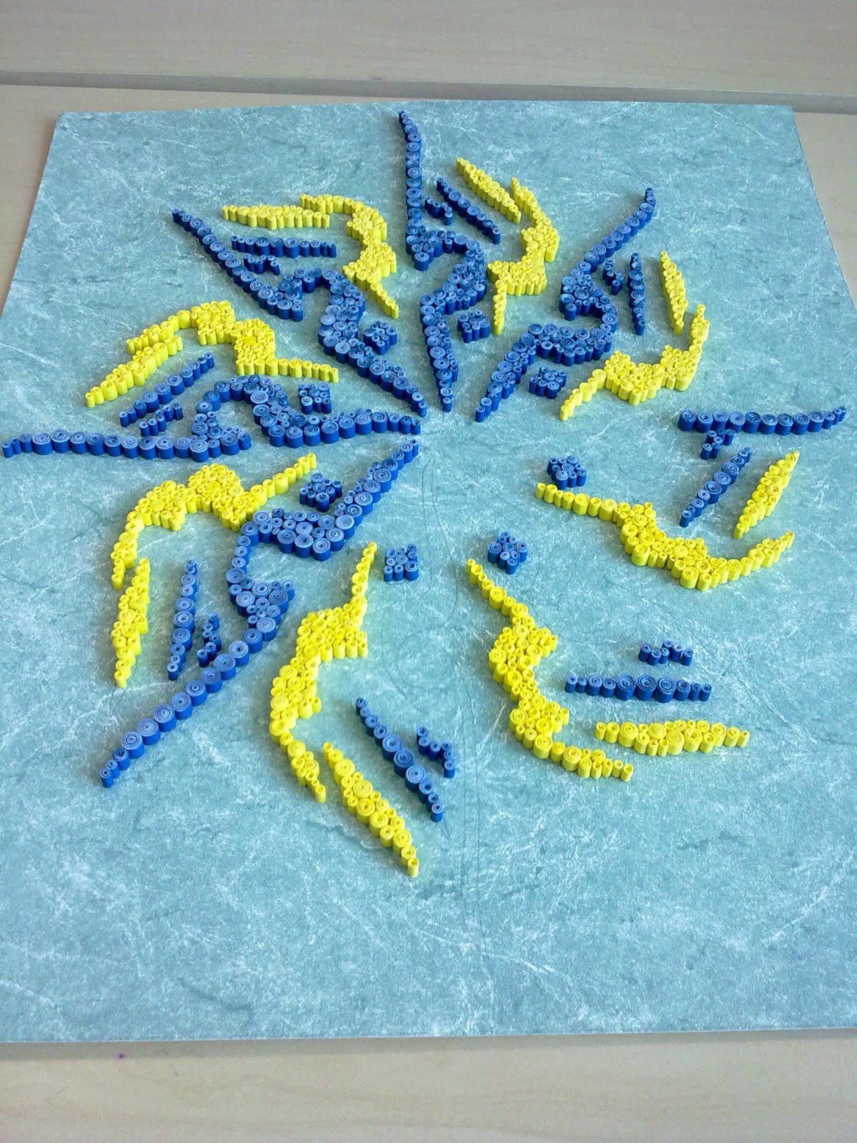 مدونة فنون أحببتها: guiling paper *لف الورق