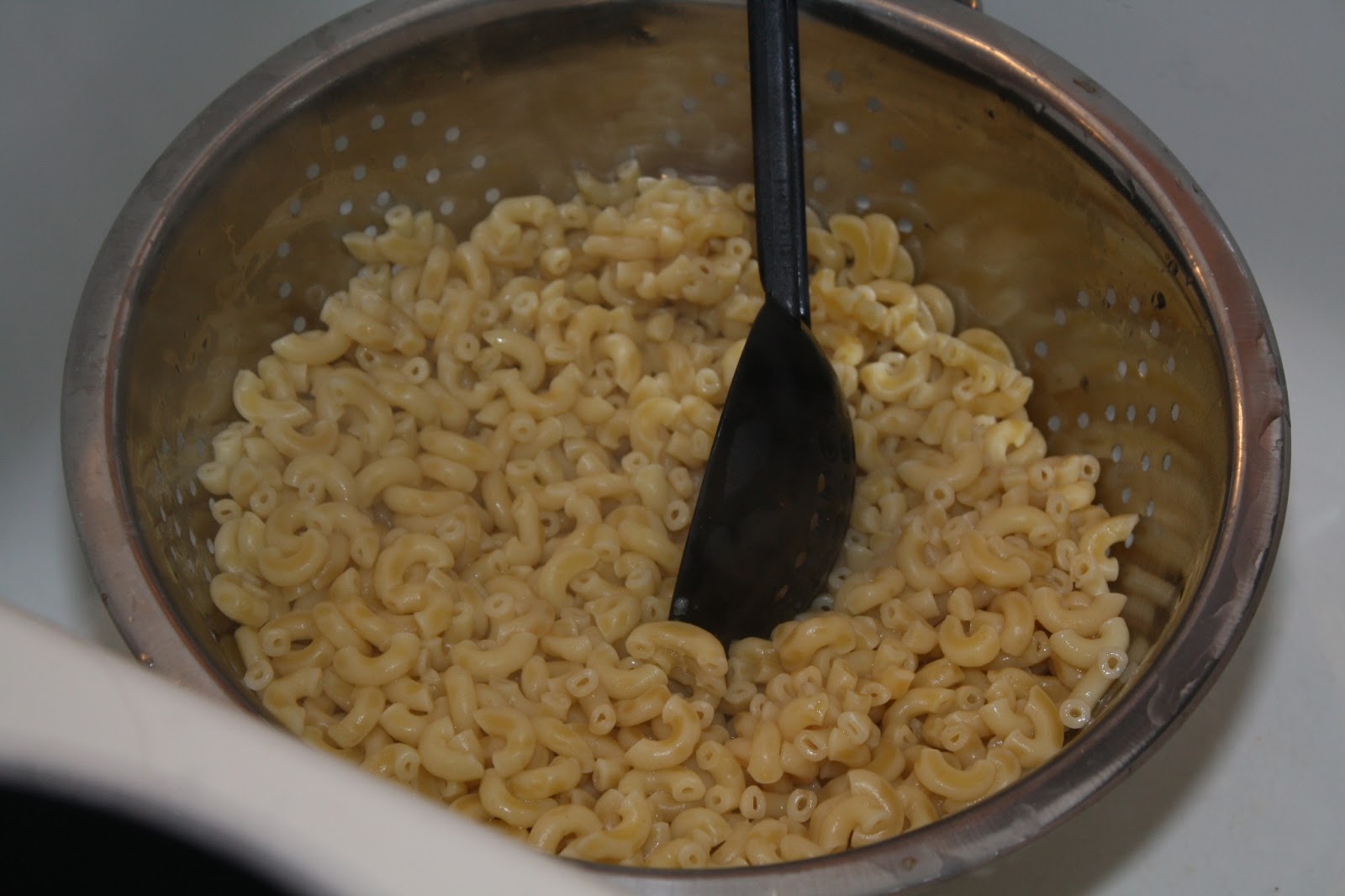 Meals For My Minions: Mom's Macaroni and Cheese