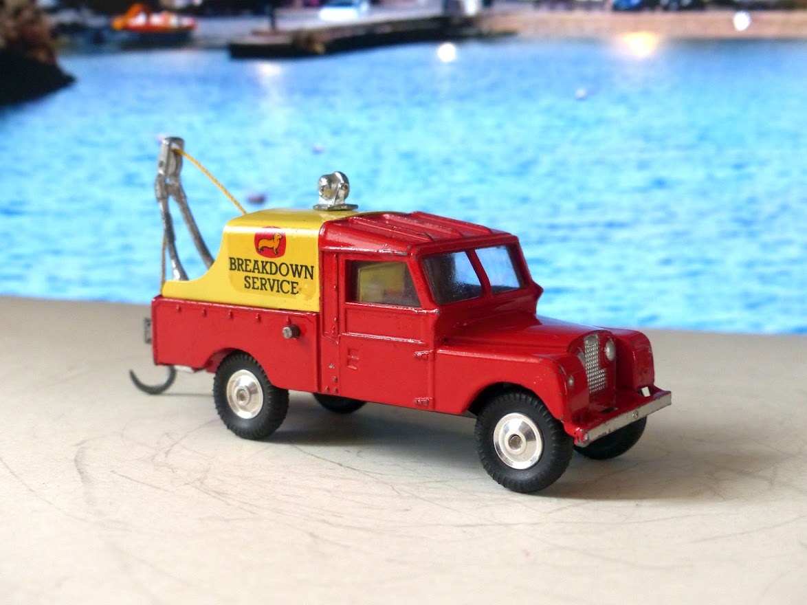 I LOVE CORGI TOYS: The Corgi Model Club: 417 Land Rover Breakdown Truck