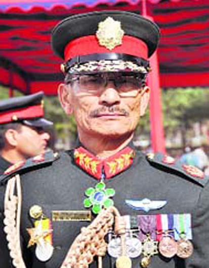 etanahun.com..........: Chhatra Man Gurung