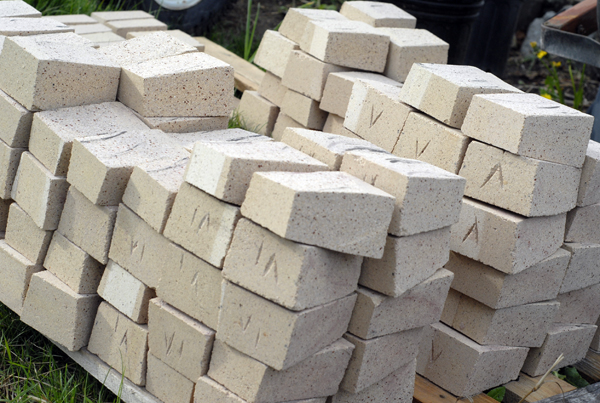 True Brick Ovens: Brick Oven Brick Cutting