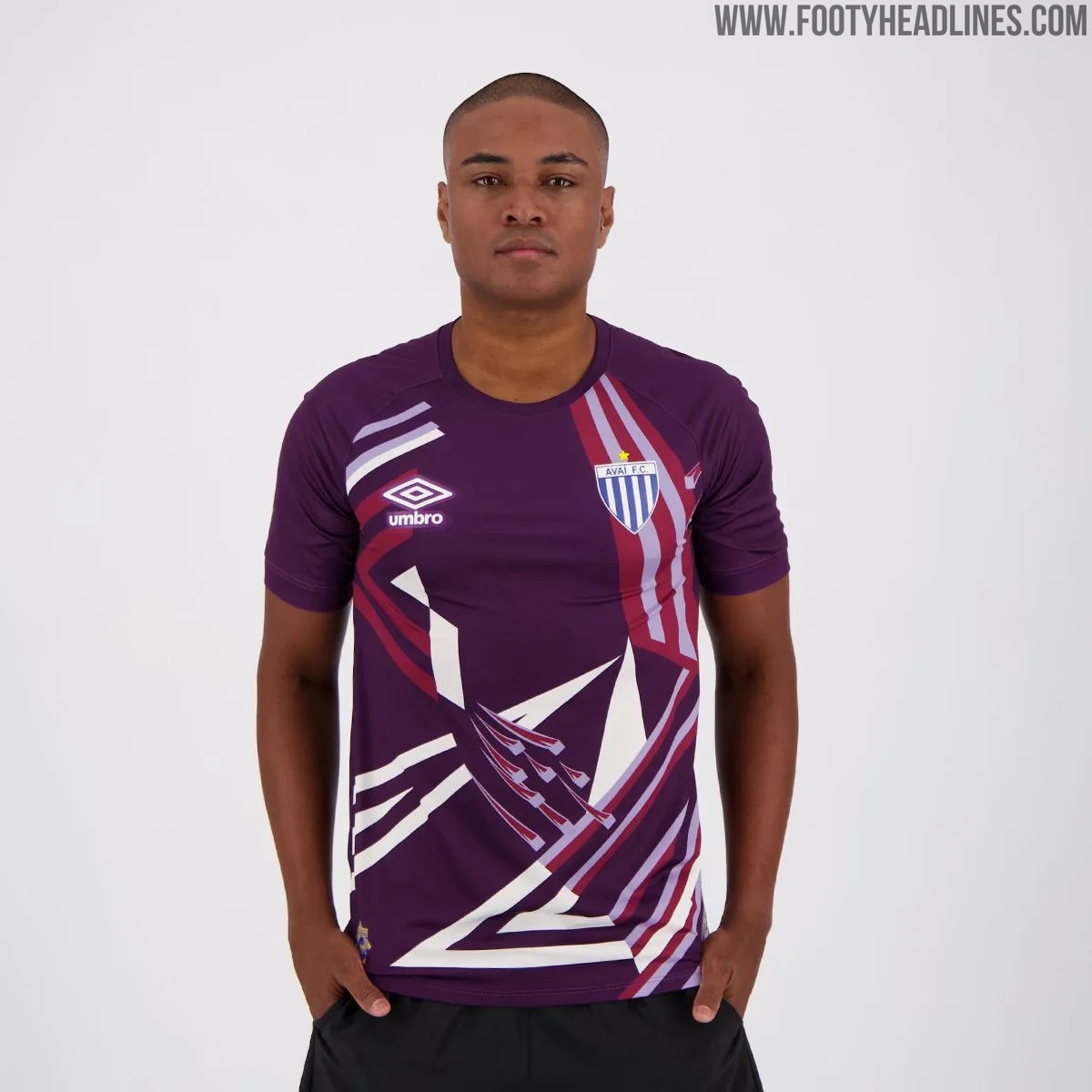 Umbro 2020 Goalkeeper Kits Inspired By 1990s Design - Footy Headlines