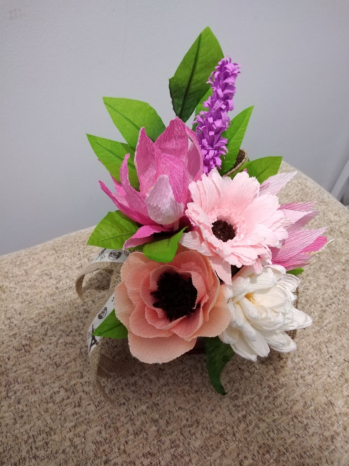 Flori lucrate manual: Flori din hartie