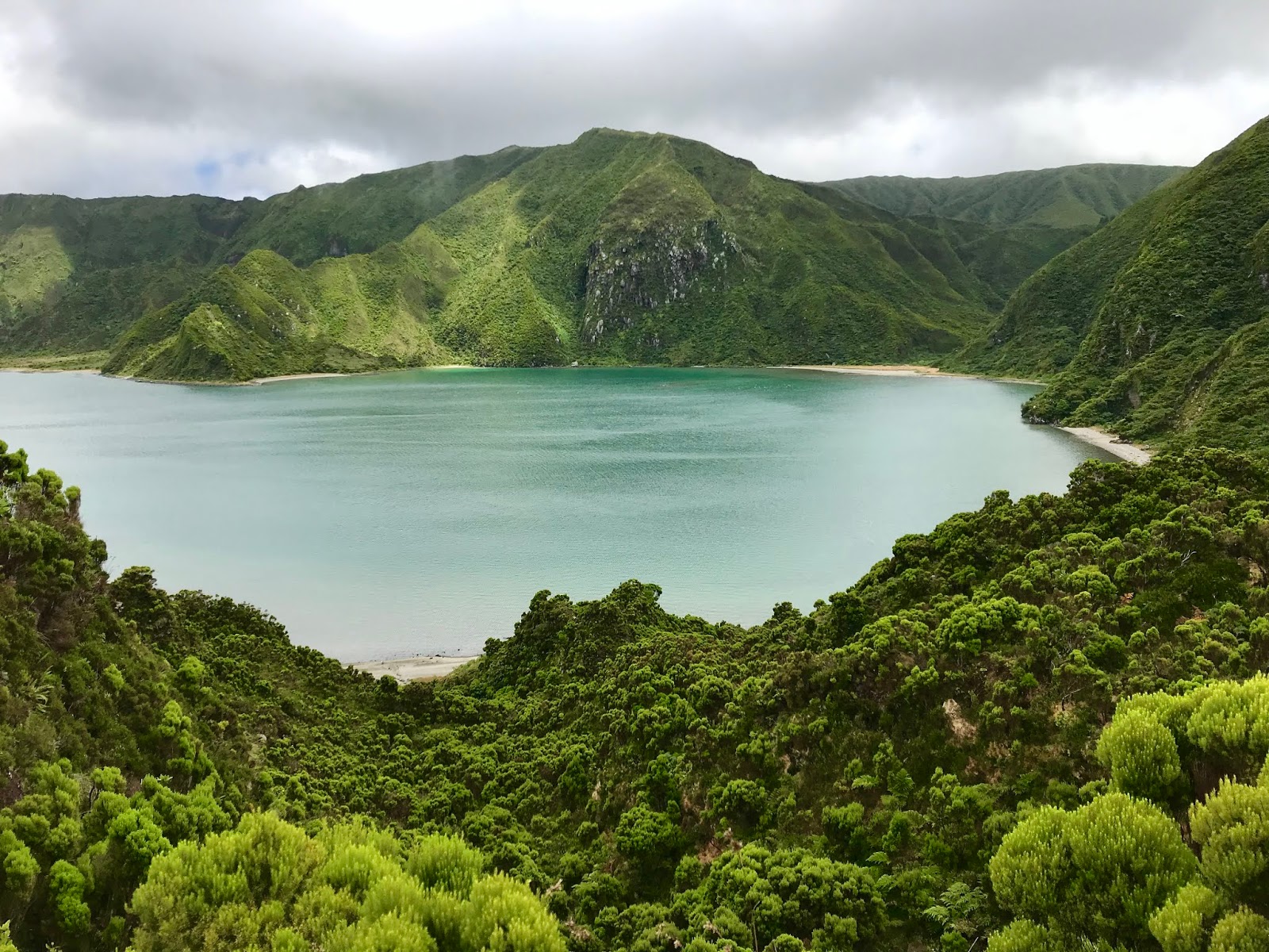 AÇORES: ILHA DE S. MIGUEL - PERCURSO PEDESTRE DA LAGOA DO FOGO