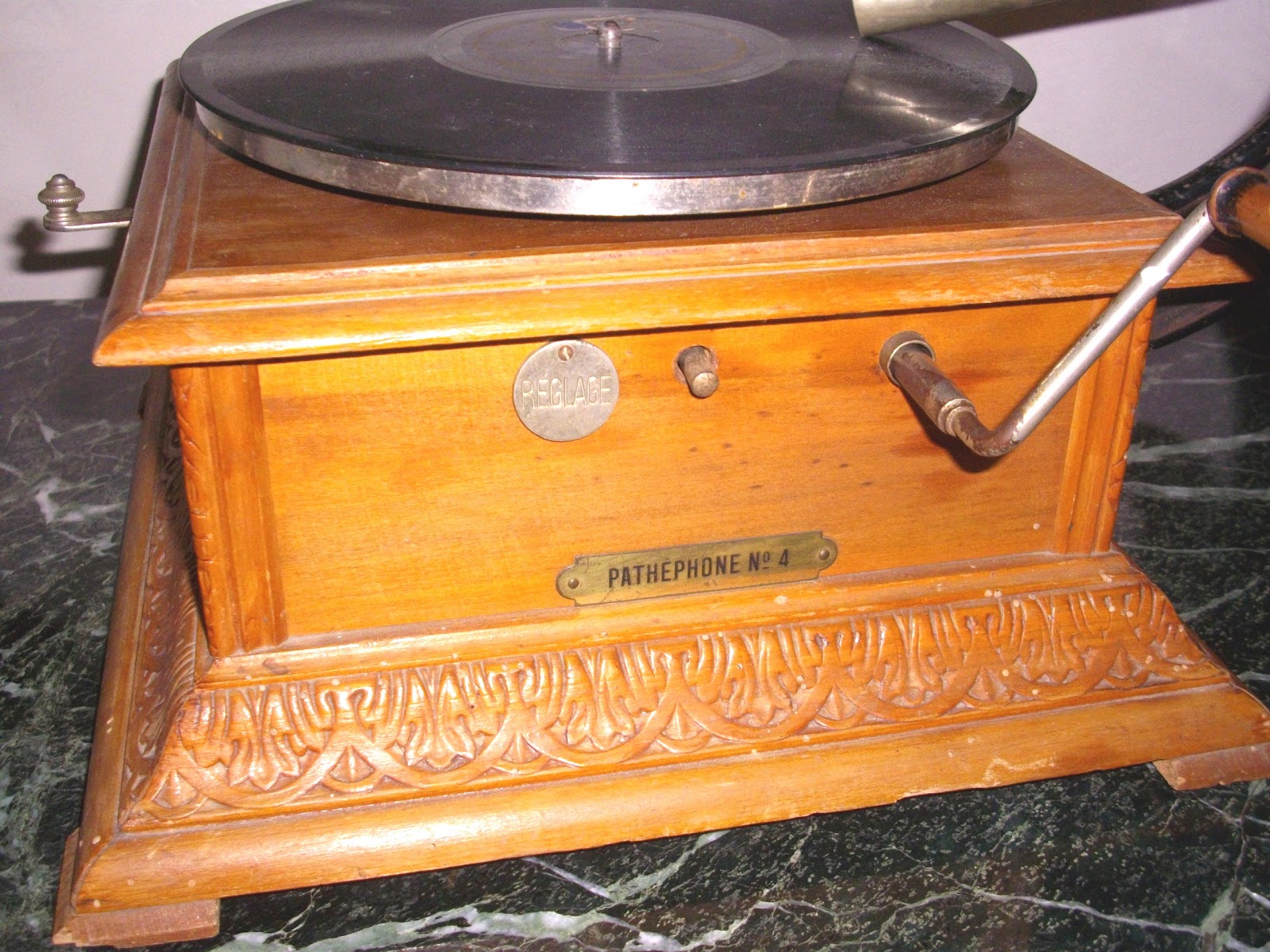 ancien gramophone phonographe a pavillon PATHEPHONE N°4 pathe