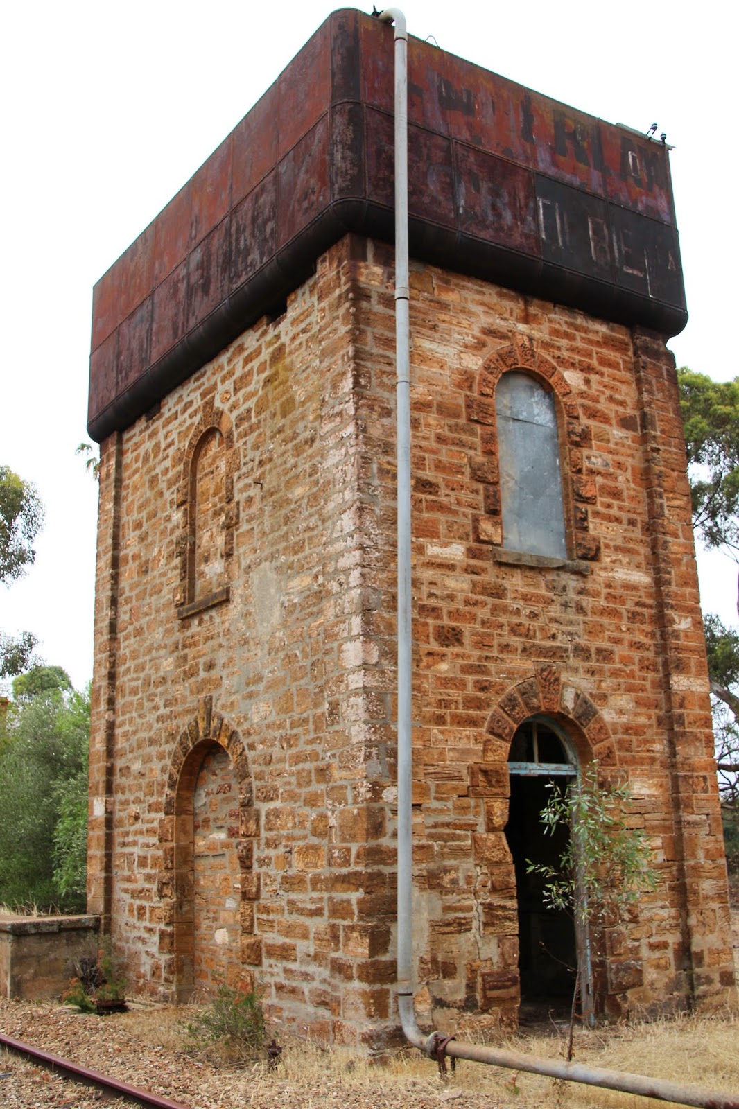 rusted2therails: Manoora station South Australia