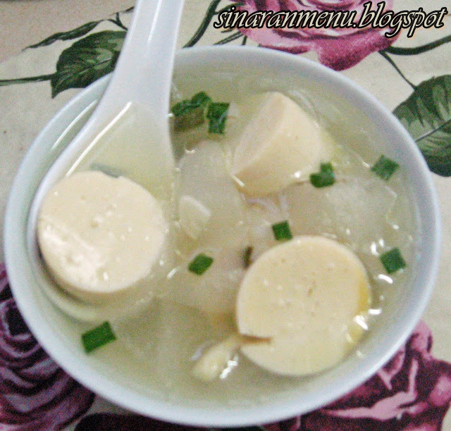 Sup Tauhu Lembut Dan Timun Tua