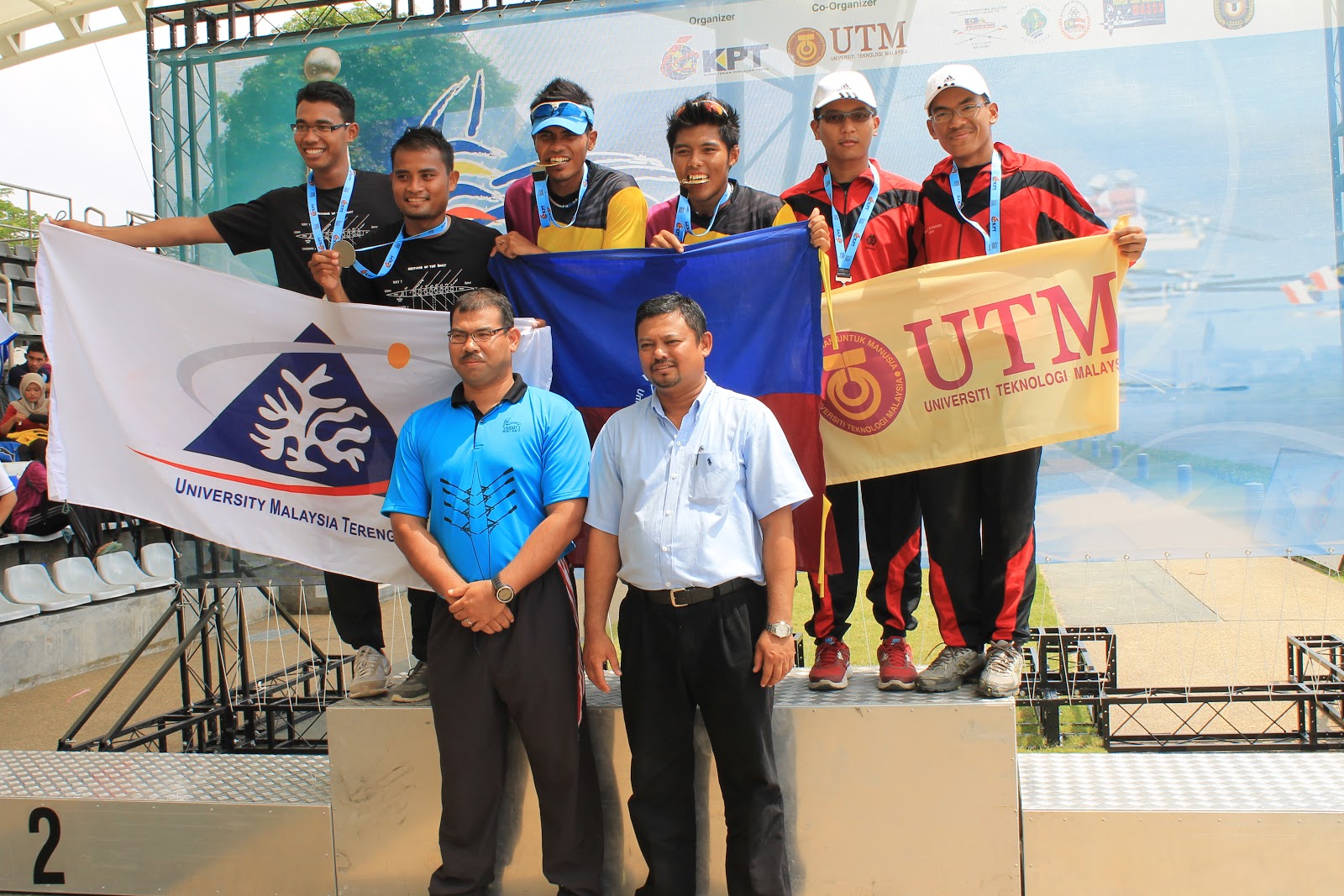 UTM ROWING TEAM