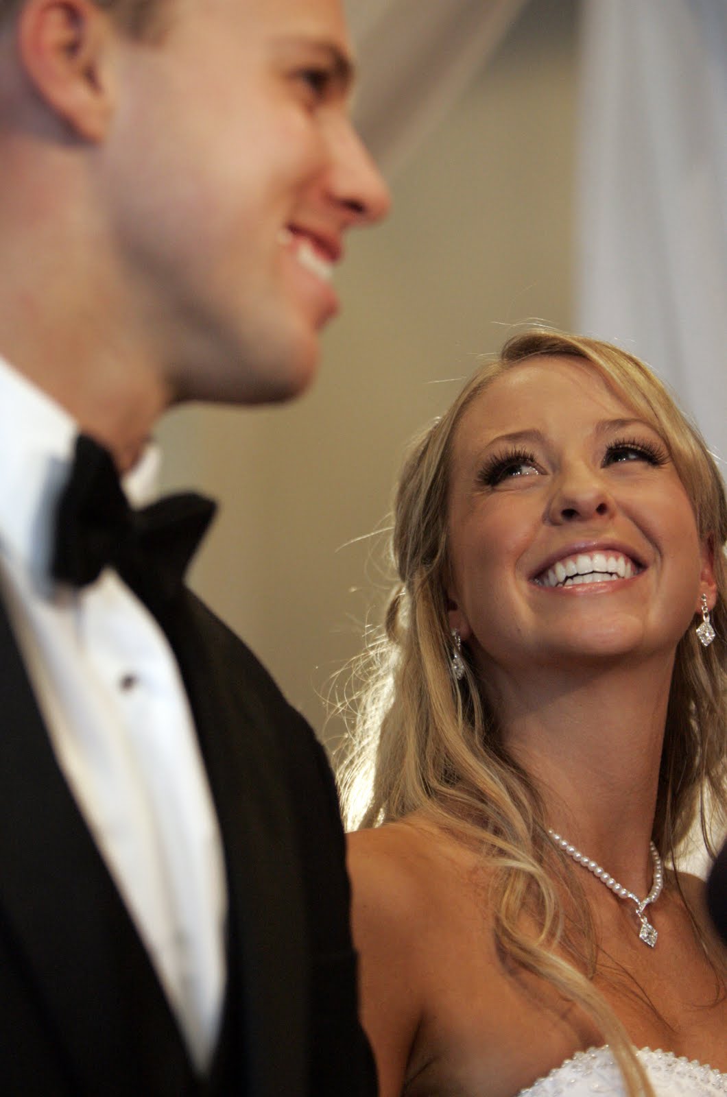 Sarah Rice: Paralyzed bride walks down the aisle