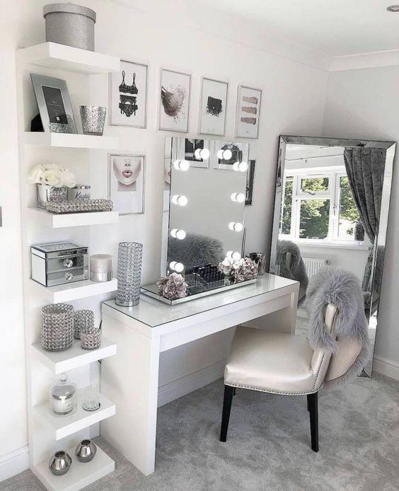 23 Perfect Makeup Table Inspiration Design | ARA HOME