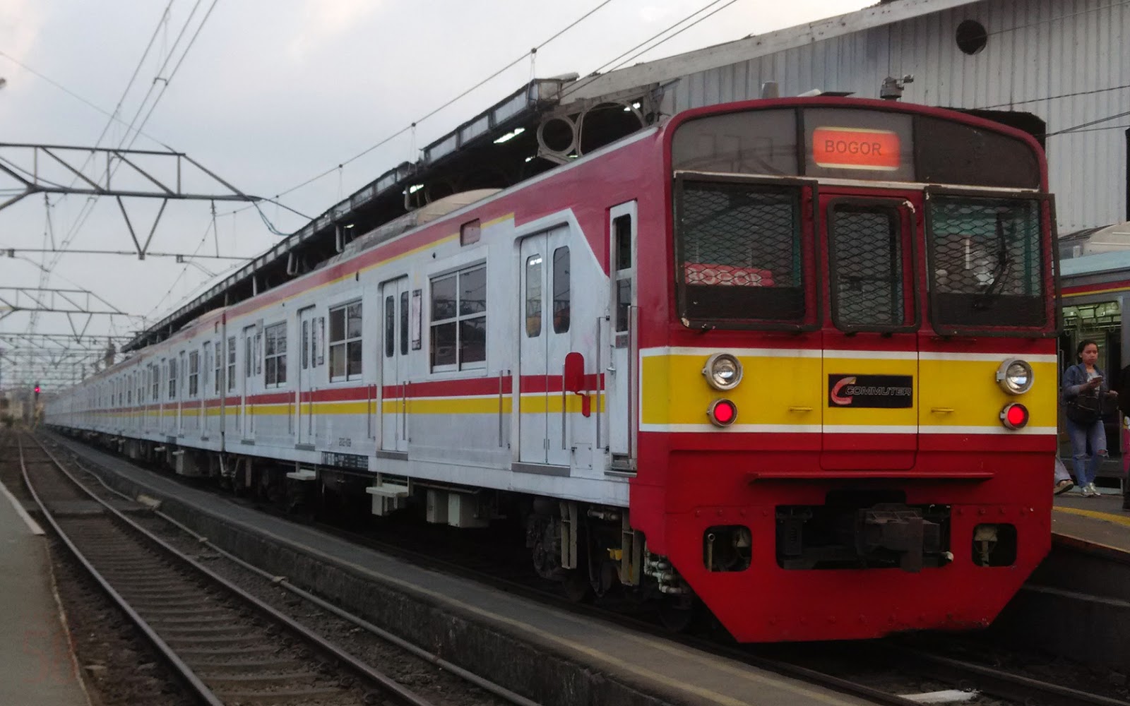 Galeri Foto KRL Seri 203 - Railway Enthusiast Digest