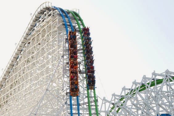 La nueva Montaña Rusa Twisted Colossus | Waapuu_news