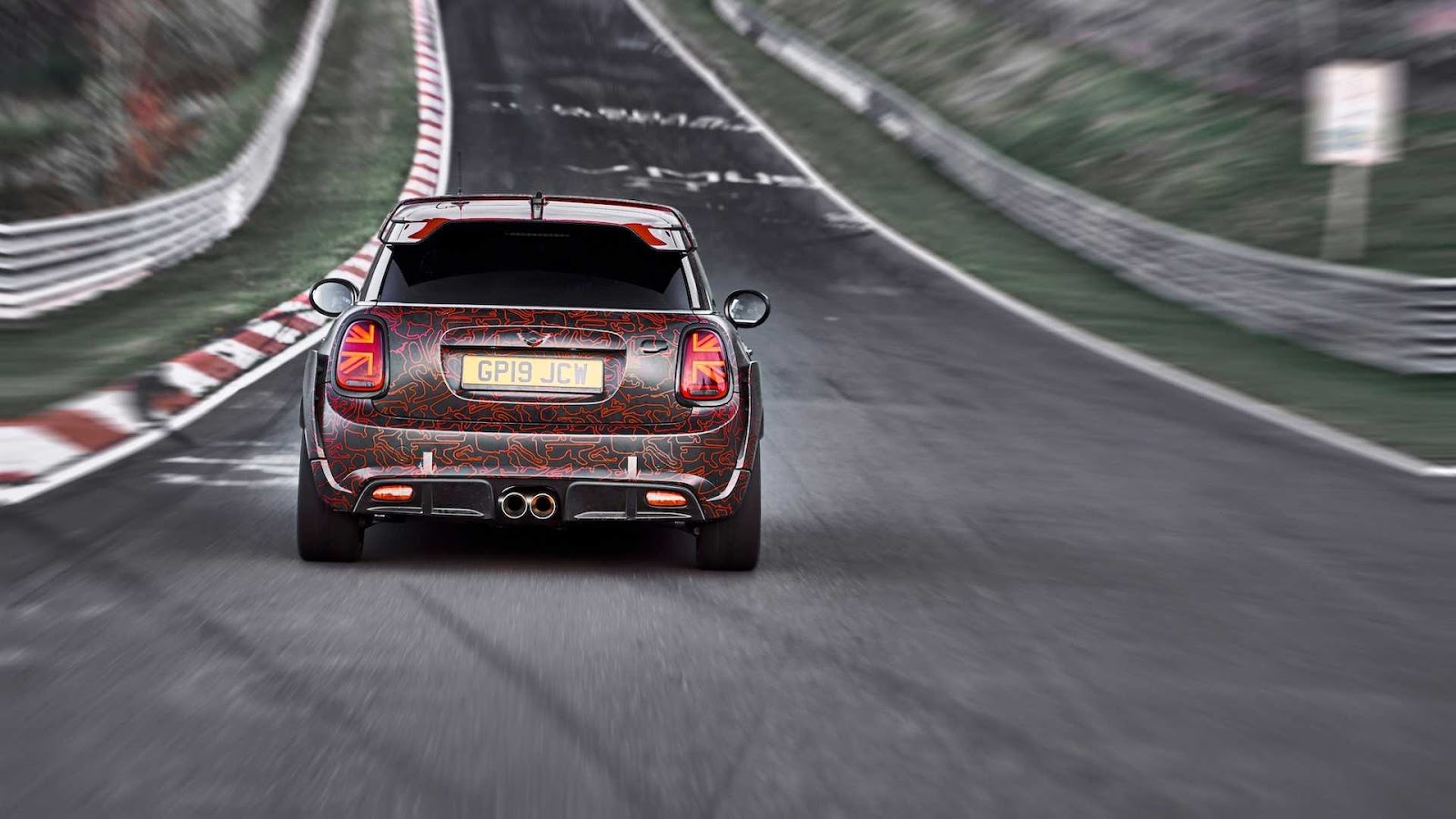 席捲Nürburgring的小旋風─2020 Mini John Cooper Works GP | SanjiNoir 黑侍樂讀