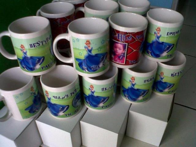 JASA SABLON: Jasa Sablon Mug cantik Untuk Promosi
