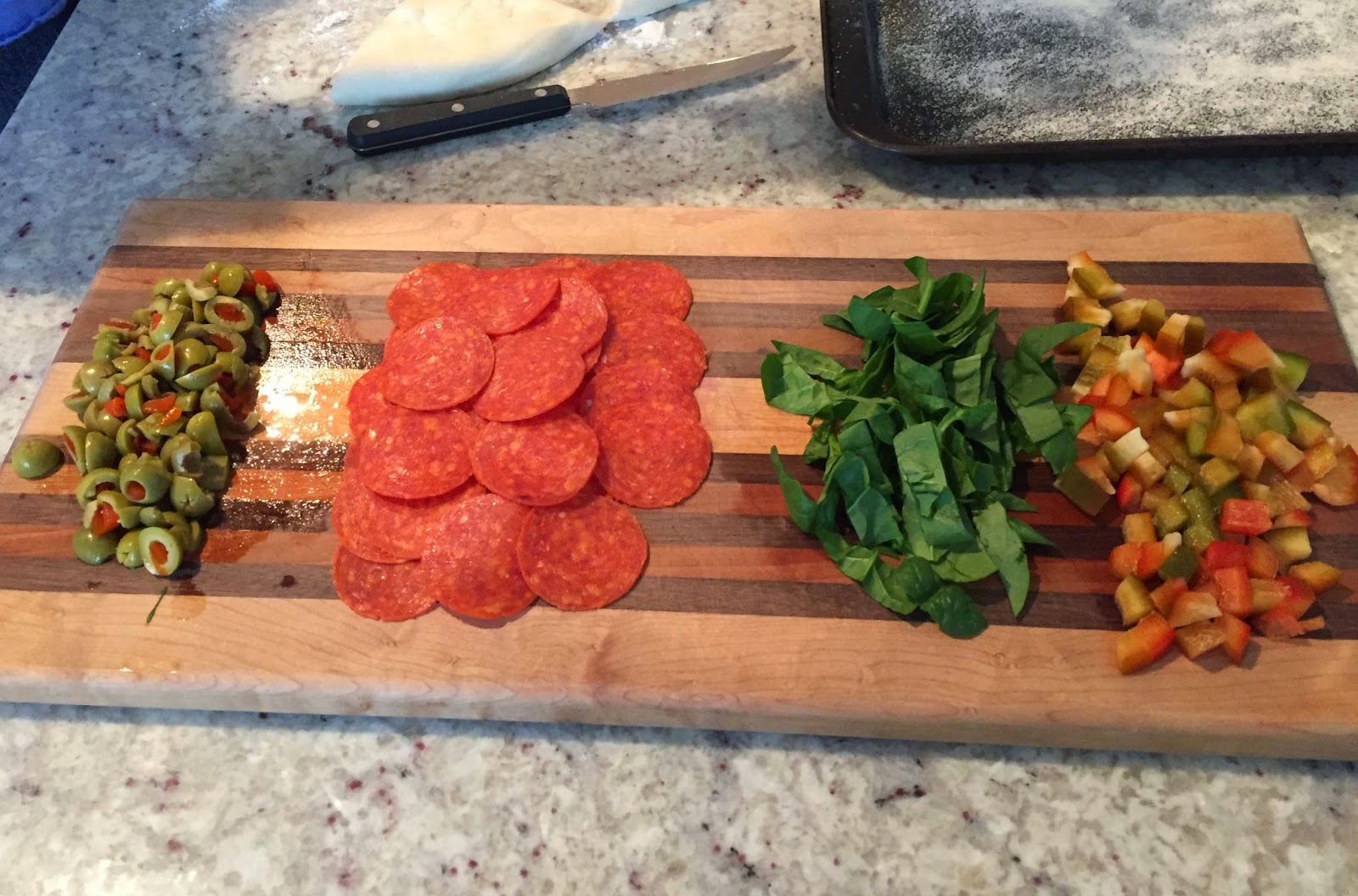 Working Mom Playbook.: Homemade Pizza Party {Weekend Fun}