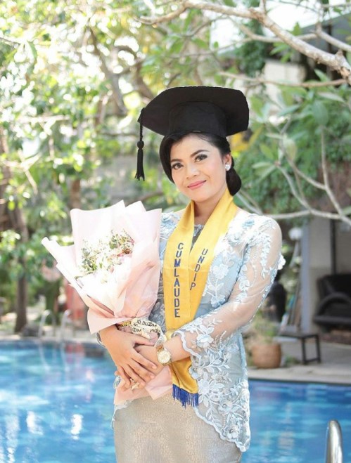 53+ Gaya Rambut Wisuda Modern, Inspirasi Untuk Gaya