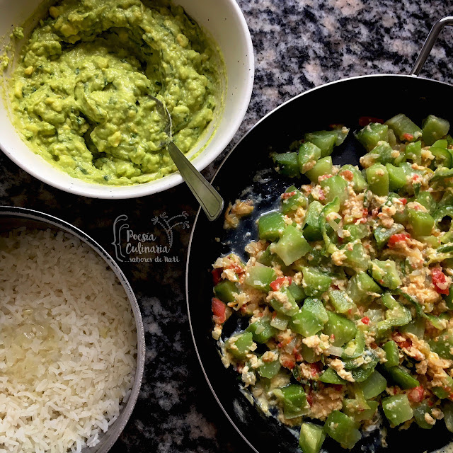 Poesía Culinaria . Sabores de Nati: Guatila (chayota) con huevos ...