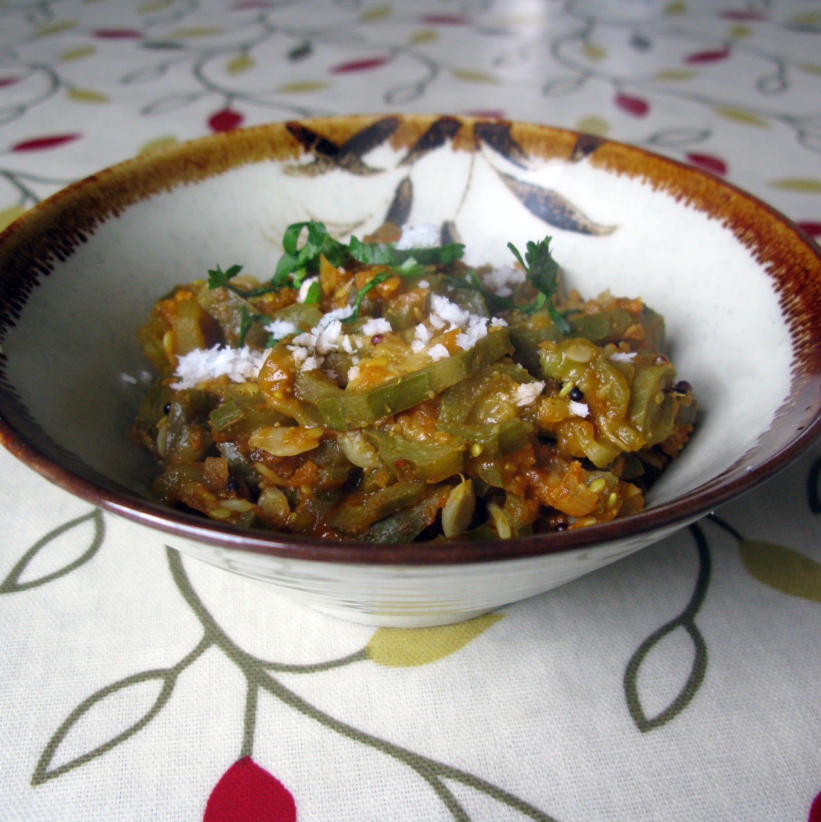 Chachi's Kitchen: Ridge Gourd Curry / Turai / Ghisora Shaak