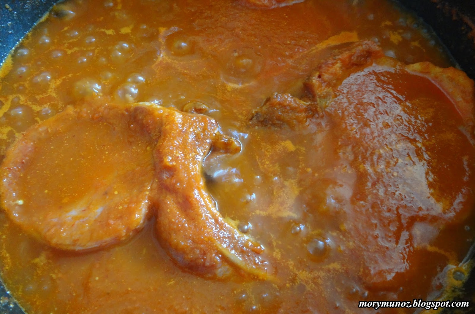 Recetas de cocina con Mory: Chuletas ahumadas en salsa de roja con ...