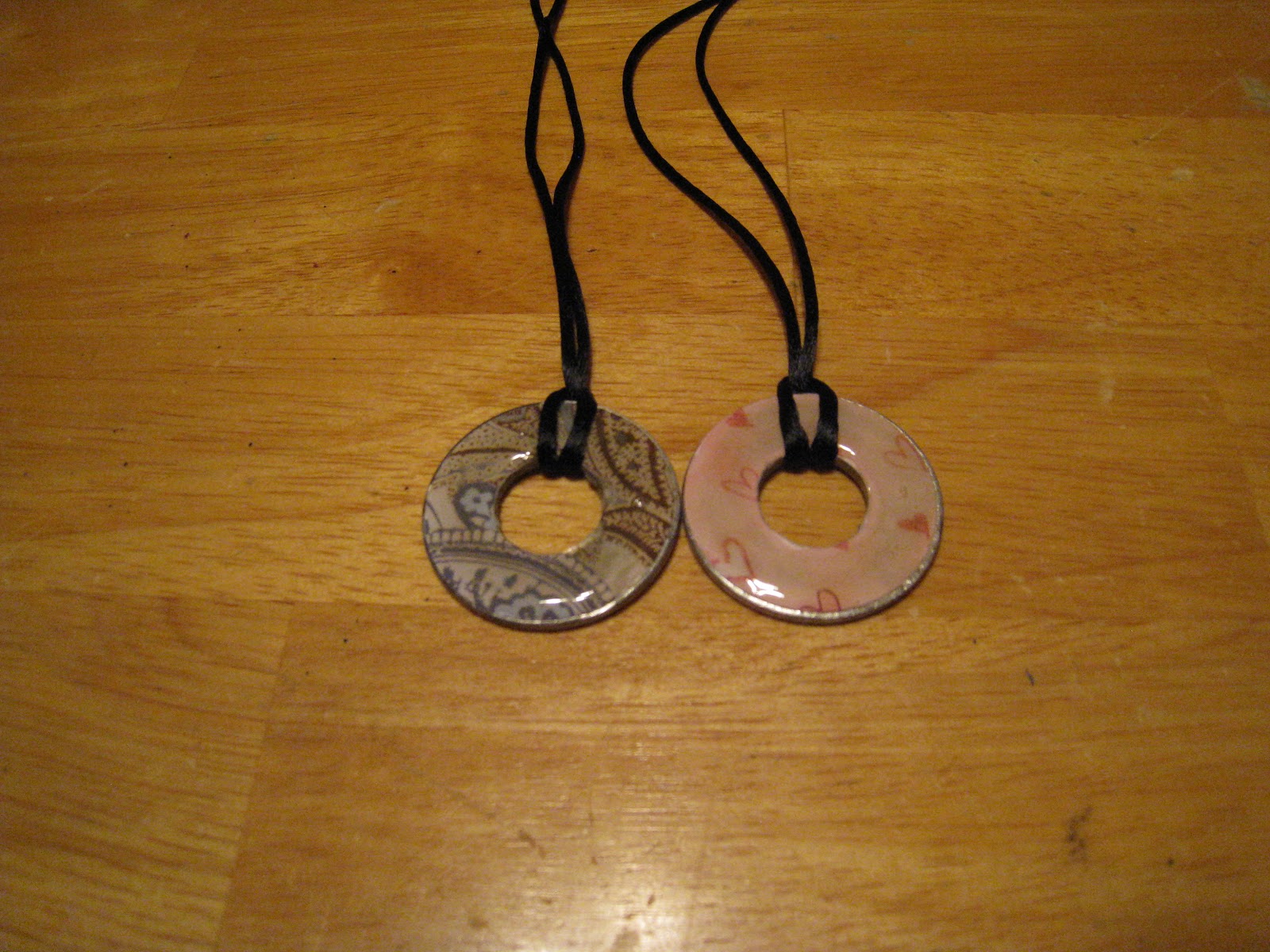 Crafts 4 Camp: Decoupage Washer Necklace