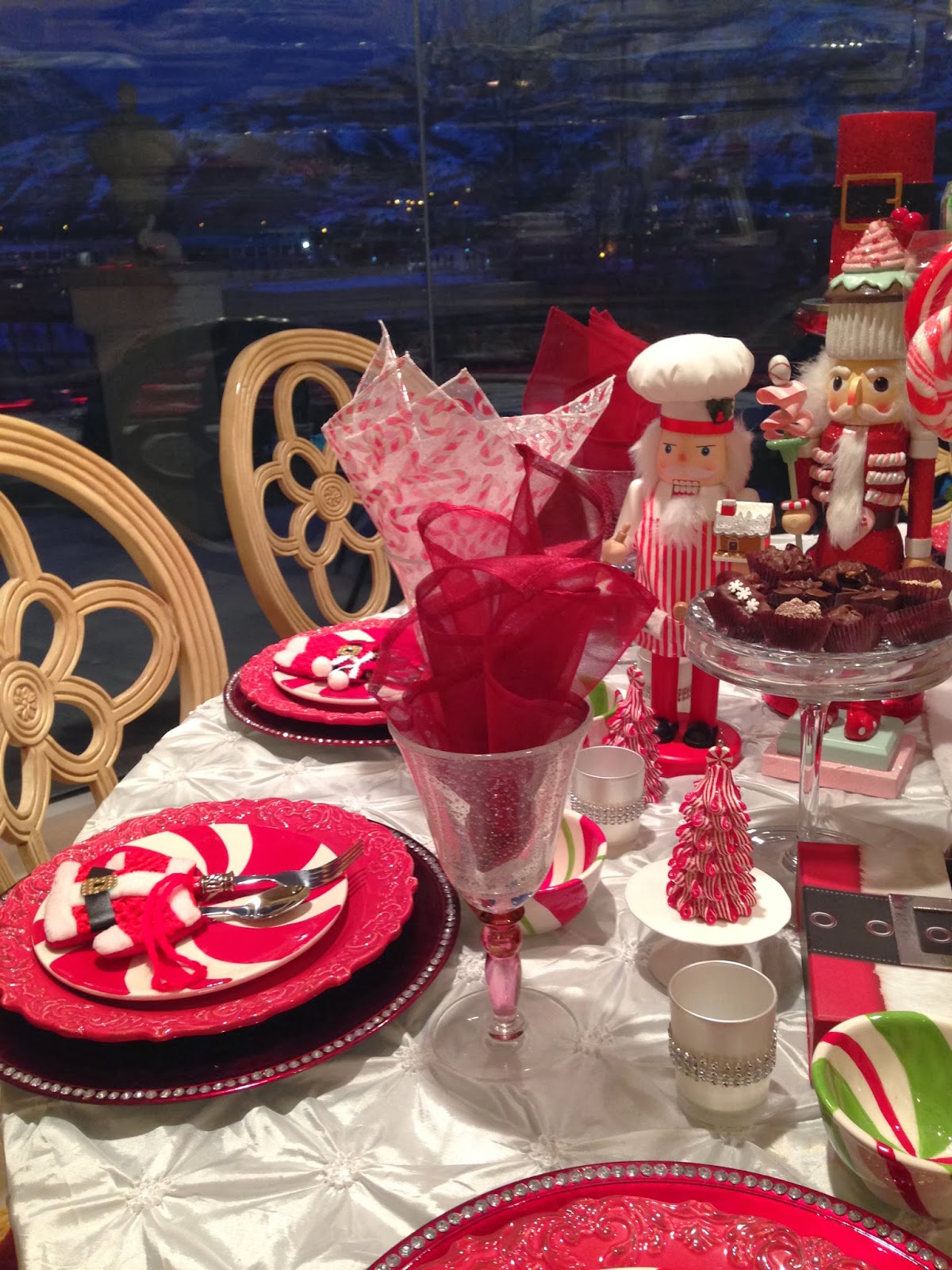 Candy Land Christmas Morning Table - Purple Chocolat Home