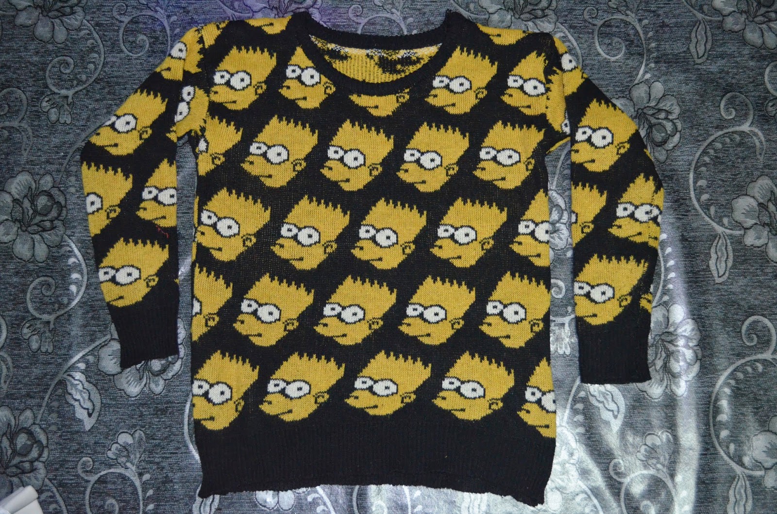 White Trash: VINTAGE BART SIMPSONS SWEATER