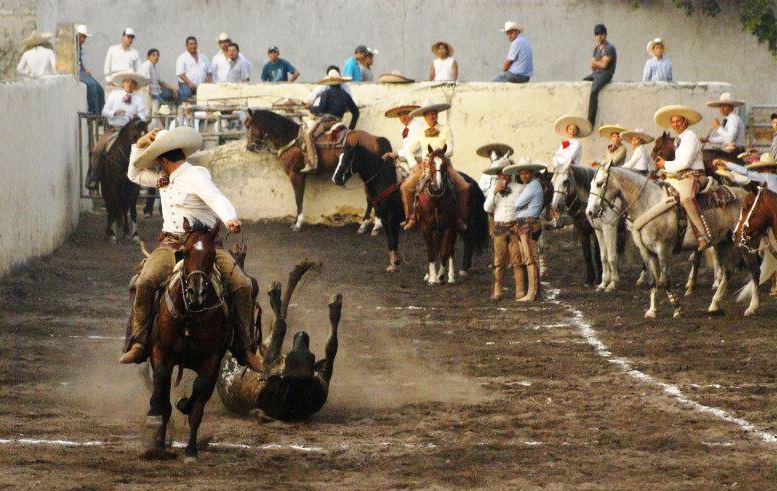 Candeportes: MANGANEANDO: Un Capacha más a la Leyenda de Jesús Aceves ...