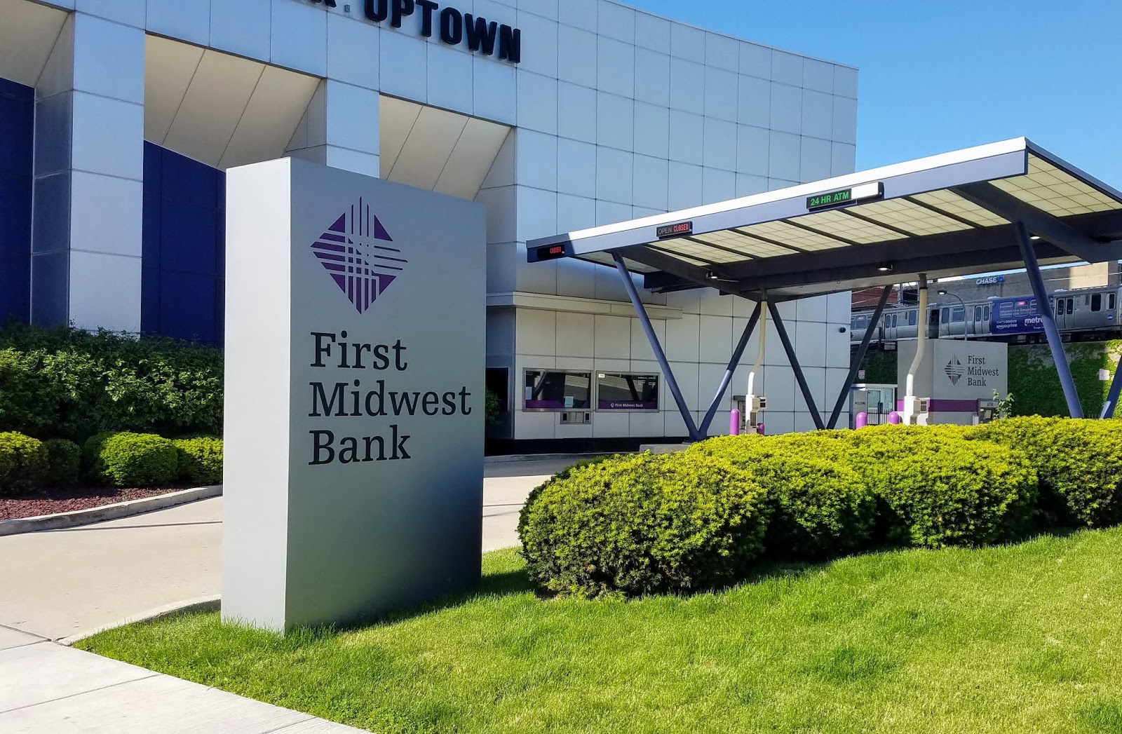 Uptown Update: First Midwest Moves In