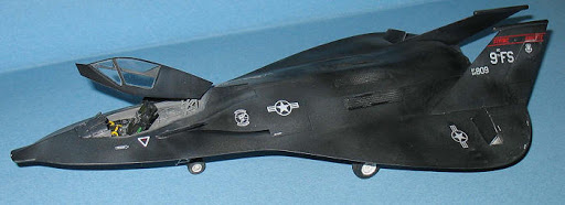 No Barrel Rolls: La aeronave más conocida que jamás existió, el caza ...