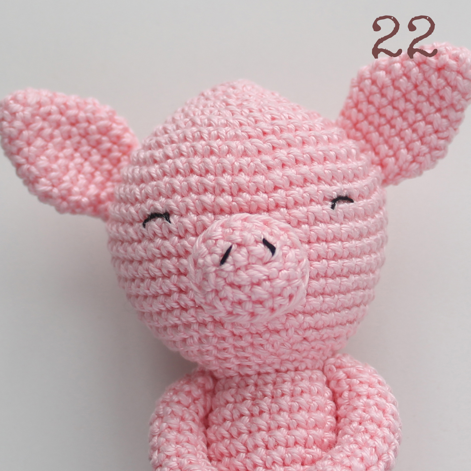 Little crochet pigs FREE PATTERN - KNITTED STORY BEARS